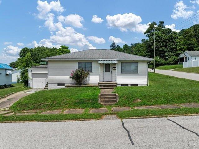 2510 Center St, Moundsville, WV 26041
