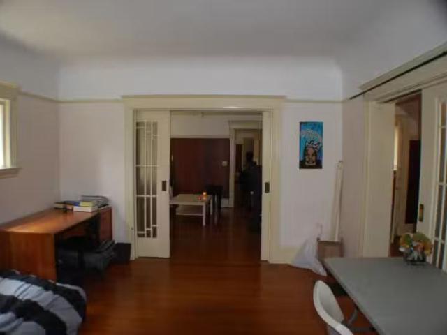 2510 College Ave #A, Berkeley, CA 94704