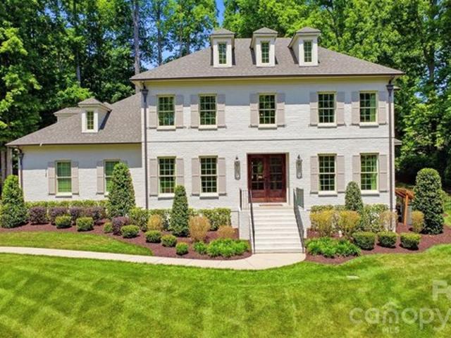 2510 Gleneagles Dr, Gastonia, NC 28056