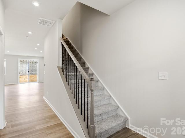 2510 Hedgecliff Road