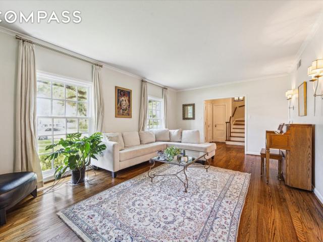 2510 Locke Ln, Houston, TX