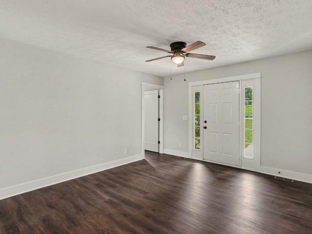 2510 17th Ave E