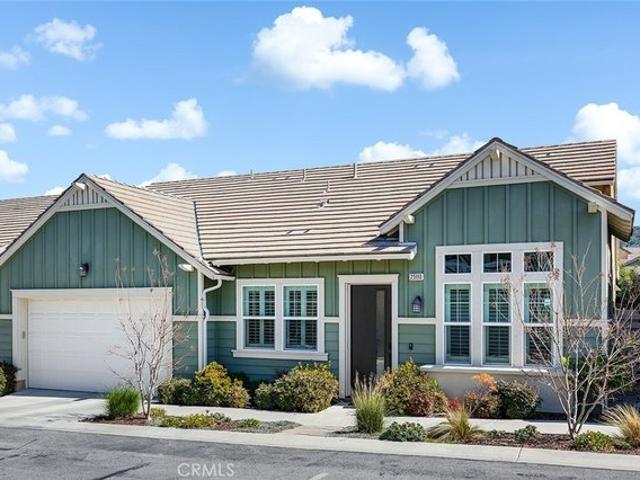 25110 Citron Ln, Canyon Country, CA 91387