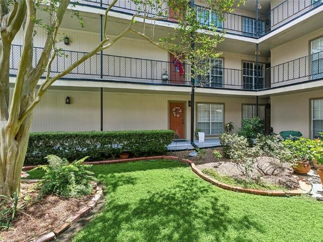 2511 Metairie Lawn Drive # 113