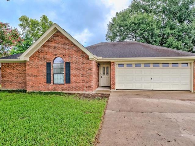 2511 Nashville Ave, Nederland, TX 77627