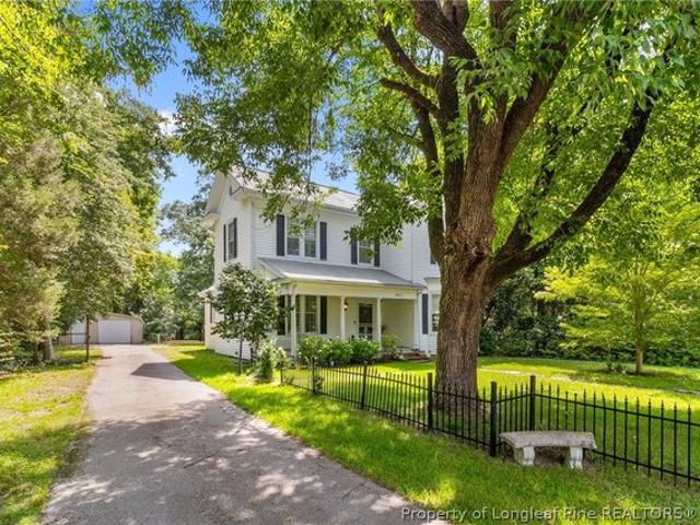 2511 Academy St, Sanford, NC 27332