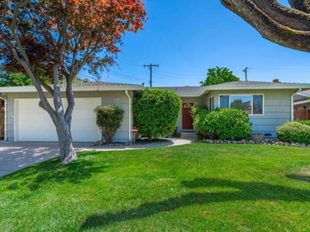 2511 Belhaven Way, Sacramento, CA 95826