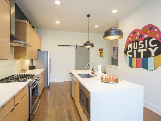 2511 Clifton Ave # 3