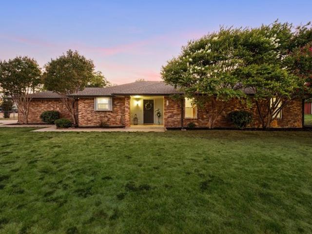 2511 Fawkes Ln, Keller, TX 76262