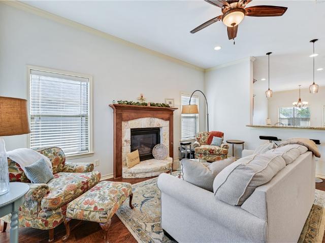 2511 Hailes Lane