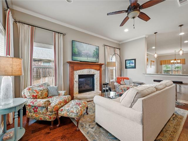 2511 Hailes Lane
