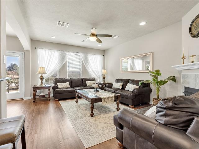 2511 Kimbolton Drive