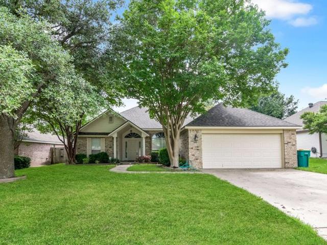 2511 Kingsbury Dr, Temple, TX 76502