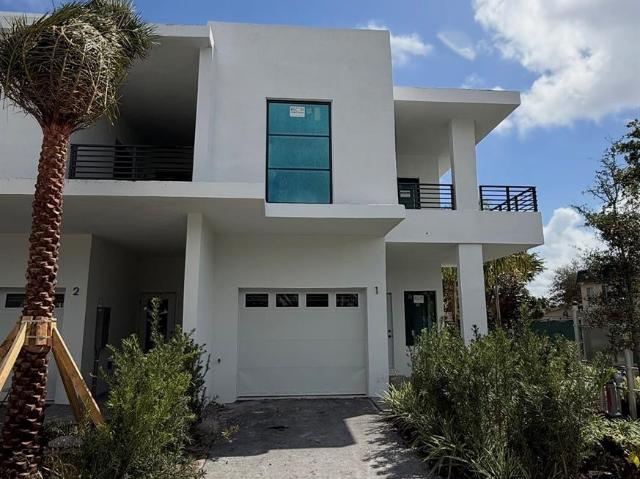 2511 Pierce St, Unit 3, Hollywood, FL 33020 | MLS #F10556