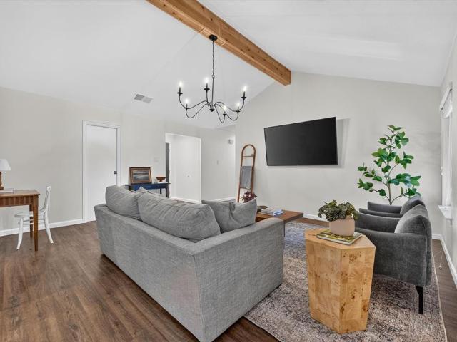 2511 Poppy Lane