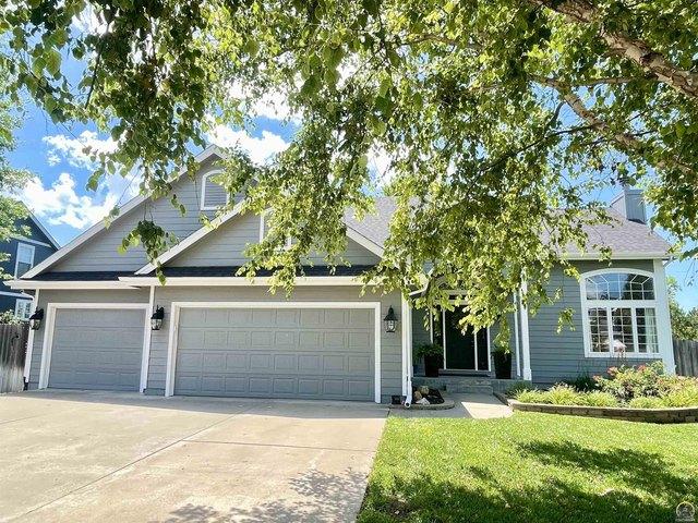 2511 SW Wexford Dr, Topeka, KS 66614