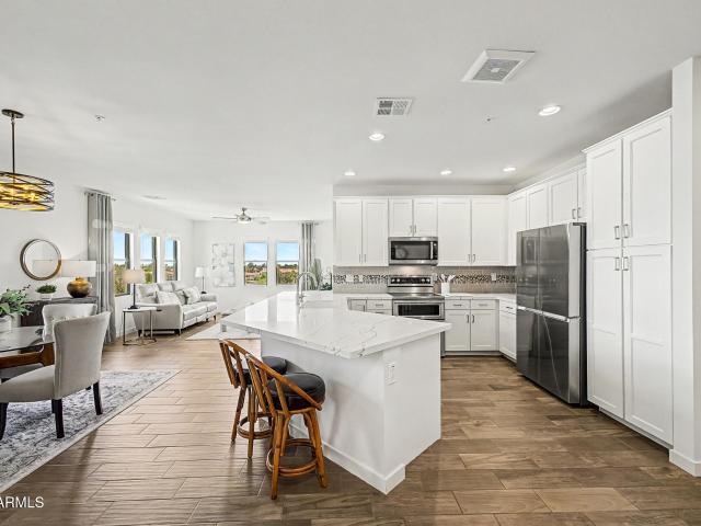 2511 w queen creek road # 426