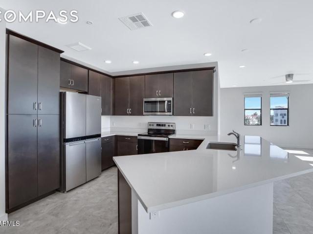 2511 W Queen Creek Rd 370, Chandler, AZ