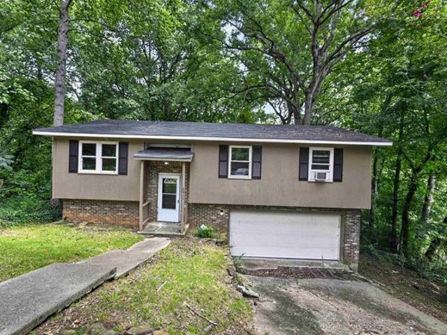 2511 Willowood Cir, Birmingham, AL 35215