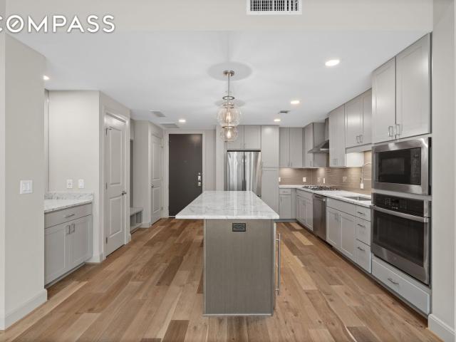2511 Willowick Rd 316, Houston, TX