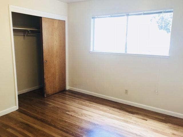 2511 7th 2 Bedroom Apartment for Rent at 2511 7th Ave, Oakland, CA 94606 Ivy Hill