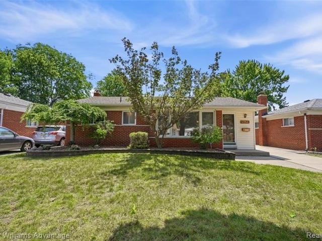 25123 Ward St, Taylor, MI 48180