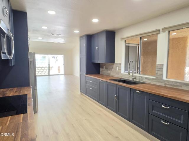 25122 Village 25