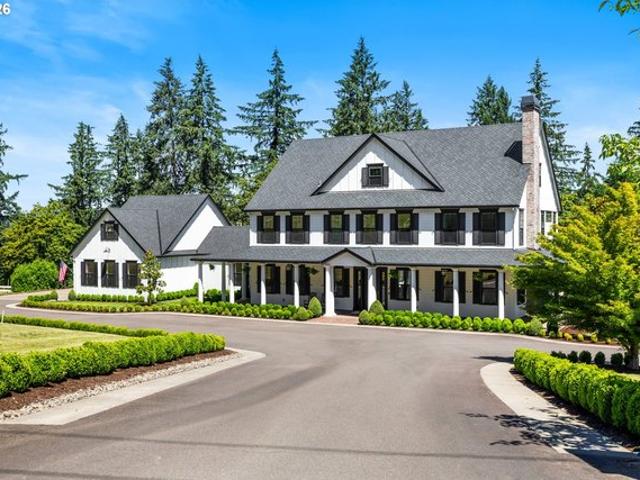 25125 SW Petes Mountain Rd, West Linn, OR 97068