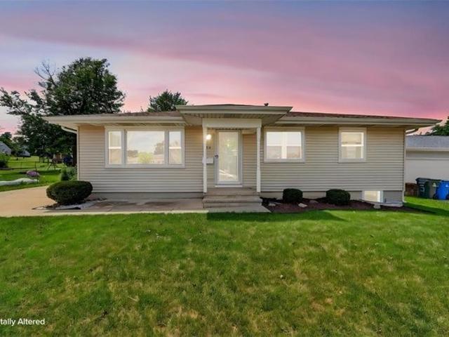 2512 Mallory St SW, Cedar Rapids, IA 52404