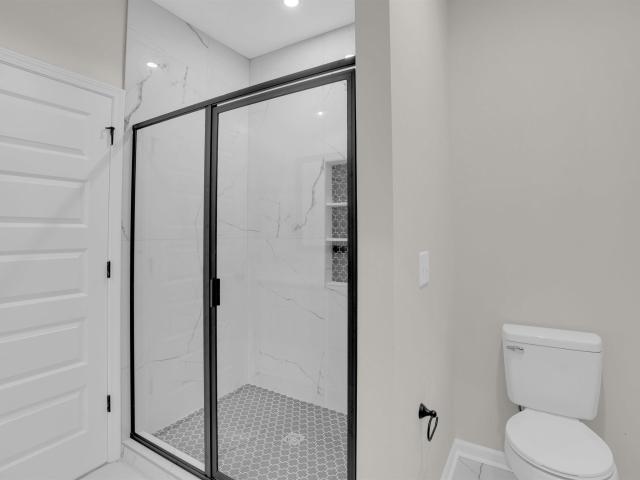 2512 Marling Drive