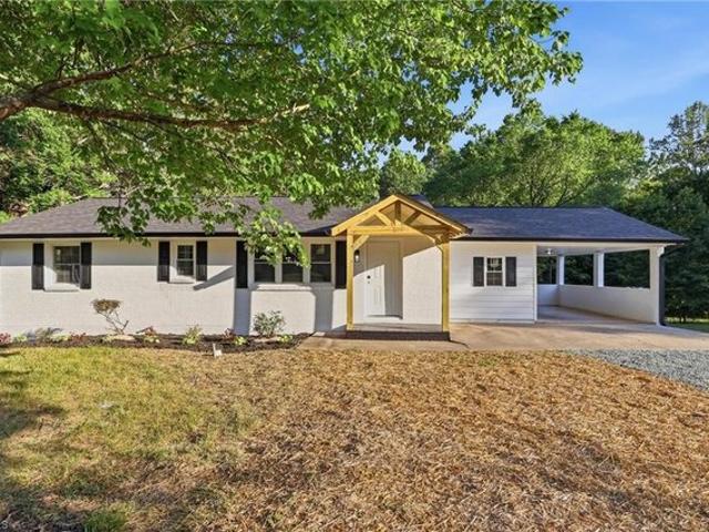 2512 Oak Ridge Rd, Oak Ridge, NC 27310
