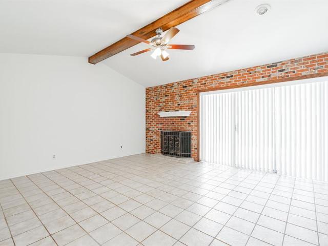 2512 Brook Hollow Court
