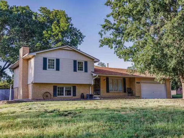 2512 E 45th Ave, Hutchinson, KS 67502 650374702