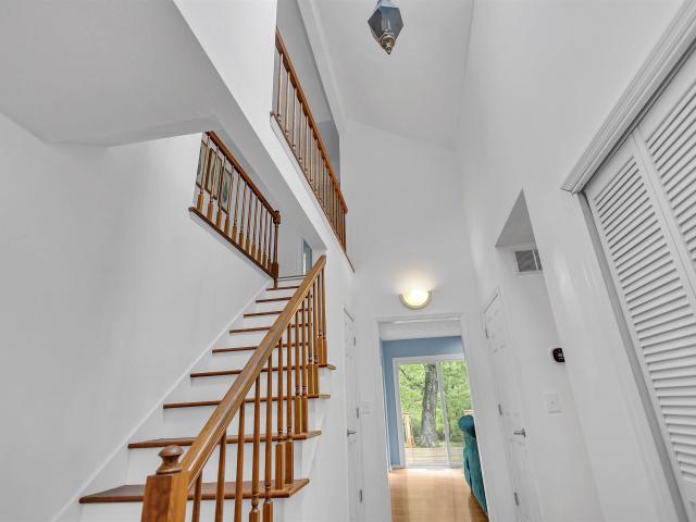 2512 E Rock Creek Drive
