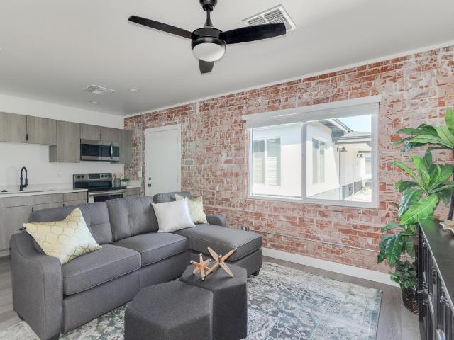 2512 E Thomas Rd, Unit 1, Phoenix, AZ 85016 | MLS #7008 | Compass