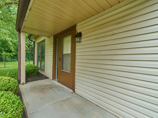 2512 Hideaway North Drive