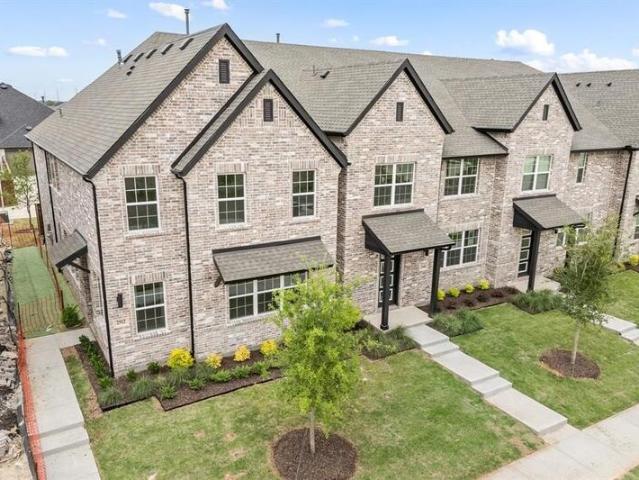 2512 Red Tailed Hawk Lane, McKinney, TX 75071