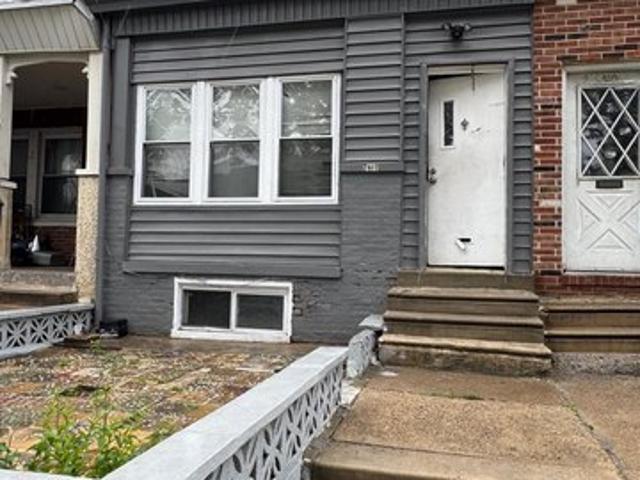 2512 S 61st St, Philadelphia, PA 19142