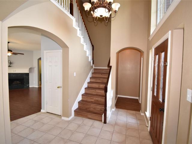 2512 Trailwest Lane