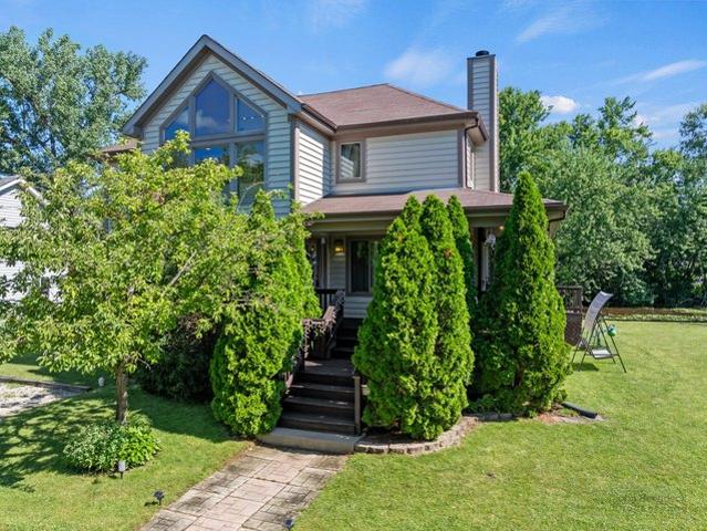 25138 W Lake Ave, Ingleside, IL 60041