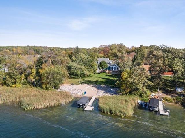 2513 N Long Lake Rd, Detroit Lakes, MN 56501