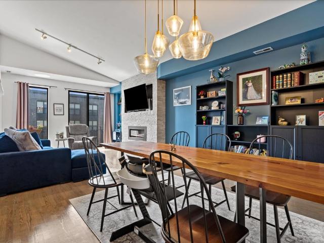 2513 N Milwaukee Avenue # 3N