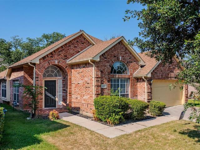 2513 Buttonwood Drive