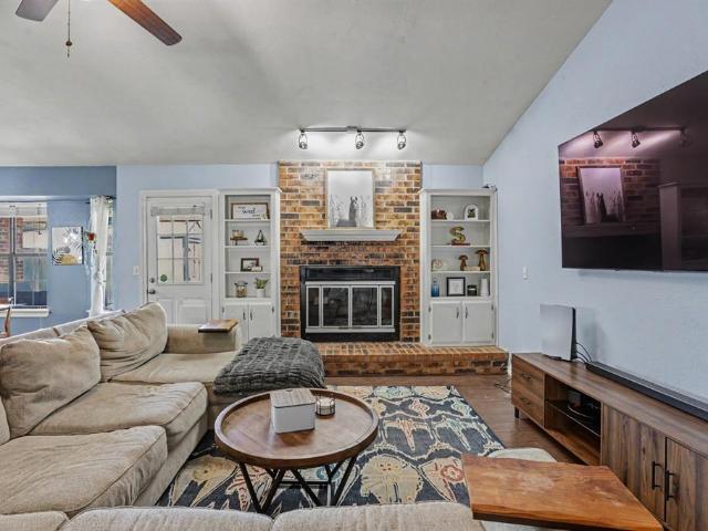 2513 Fairfield Drive
