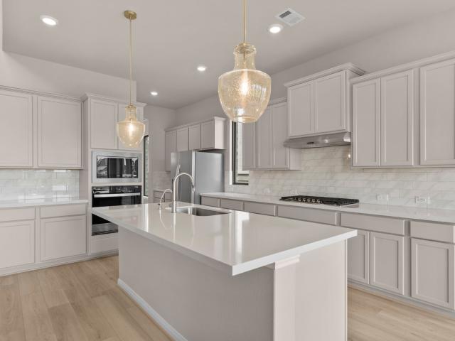 2513 Gleaming Pear Drive