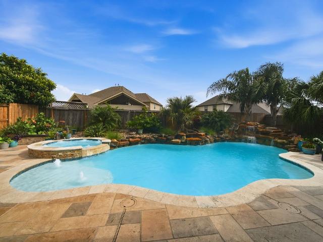 2513 Royal Field Lane