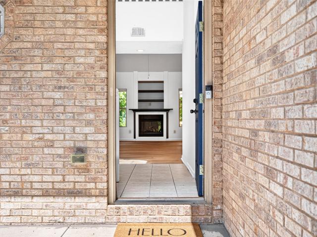 2513 Sun Seeker Court