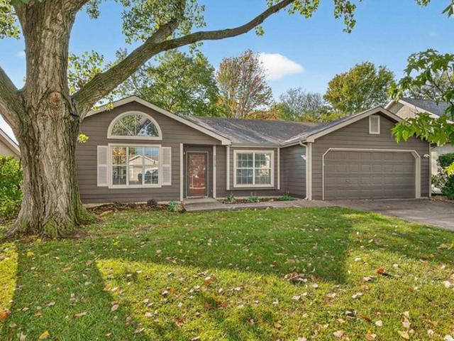 2513 Scottsdale St, Lawrence, KS 66047