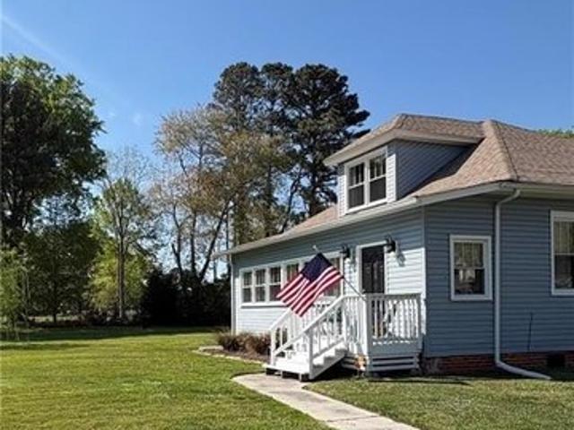 2513 Seaford Rd, Seaford, VA 23696