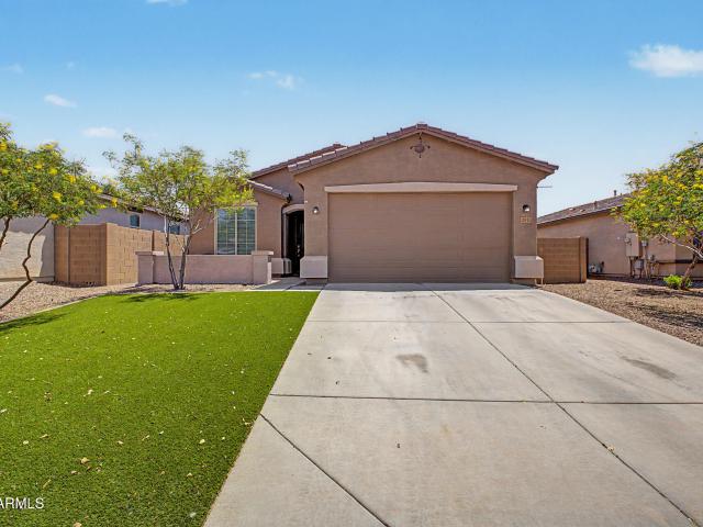 2513 w arroyo way